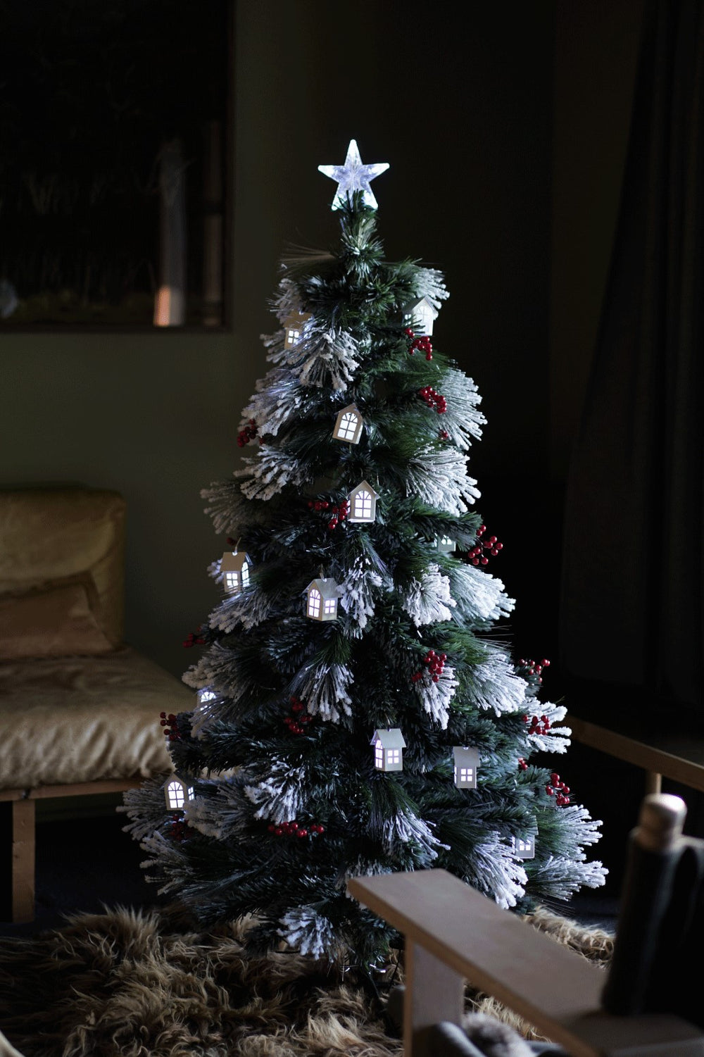 Tree Angle - Shop for Artificial Christmas Trees, Lanterns and Baubles ...